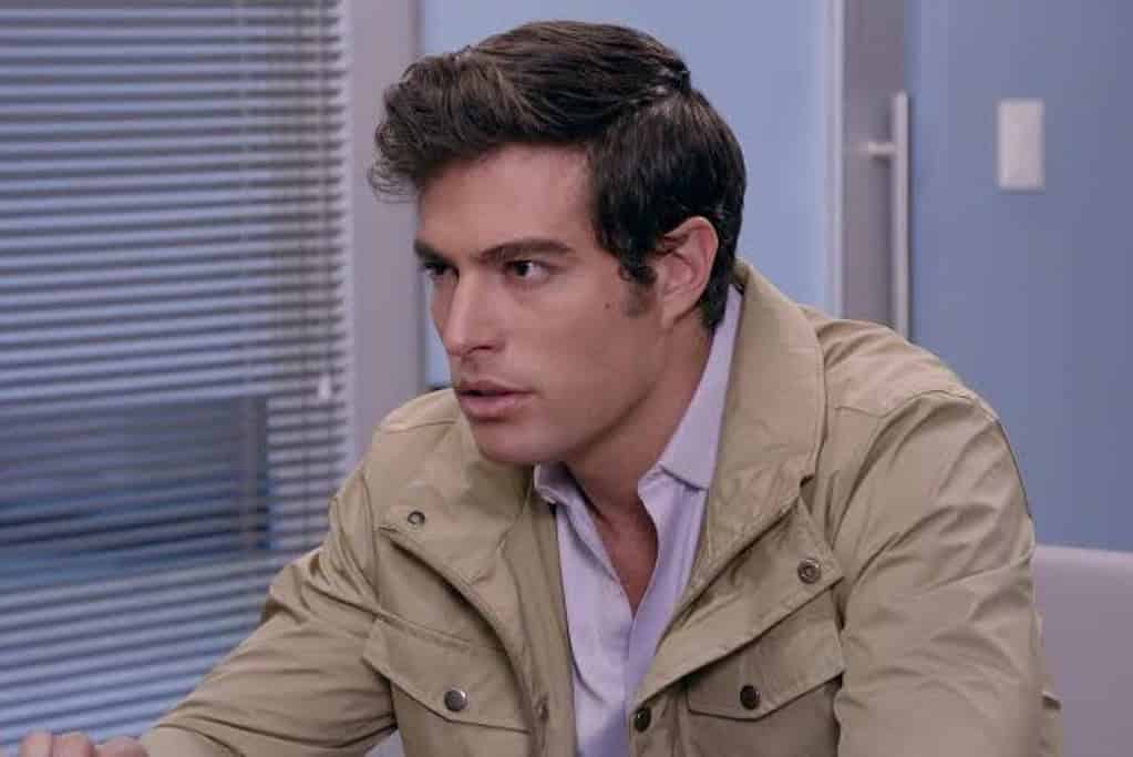 "Contigo Sim": Álvaro vive dupla vida em busca de poder e ambição